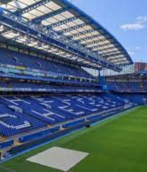 Old Trafford Stadium : View all stadium tours, museum tours and guided ...